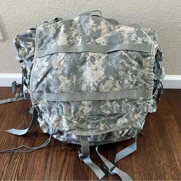 U.S. Army | Bags | Us Army Molle Ii Modular Lightweight Load Carrying ...